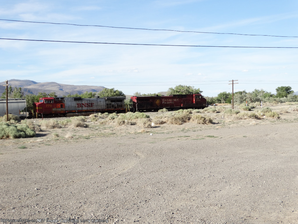BNSF 778 & C 9523